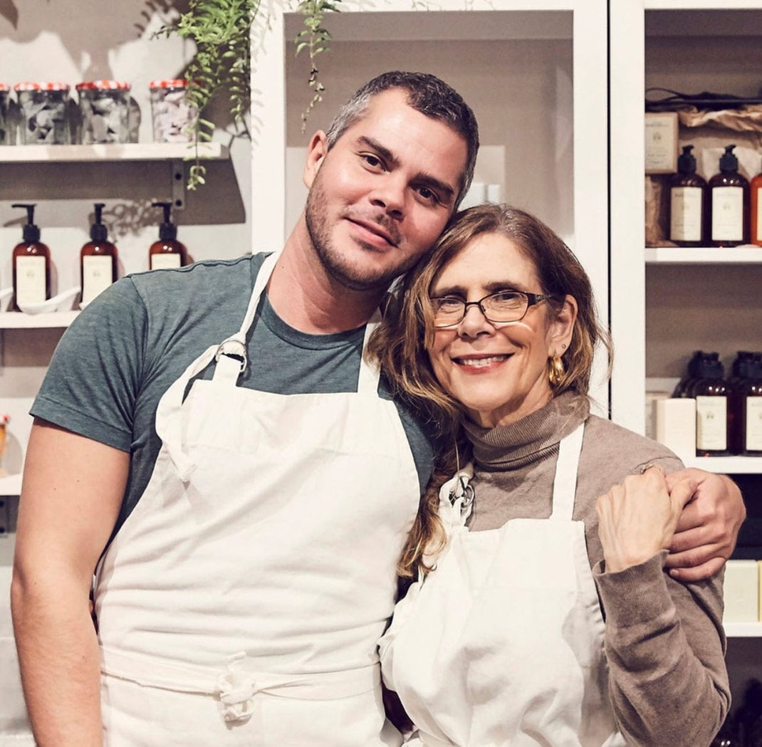 Hawaiian Black Lava Body Caviar Body Scrub with Charcoal – Marianella